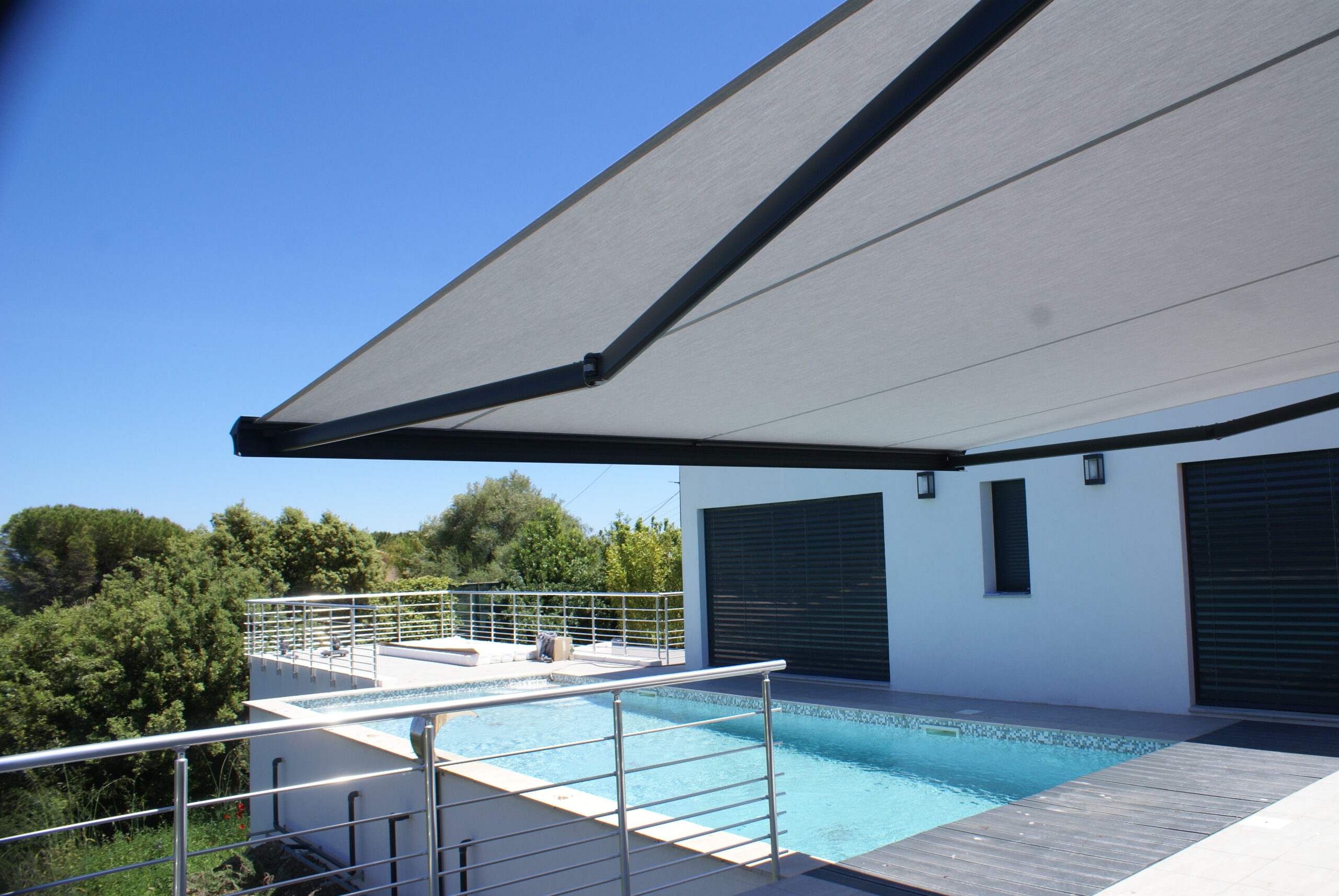 Store de terrasse intelligent : une utilisation plus pratique et ...